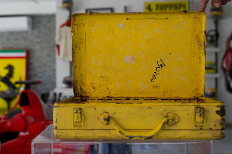 1970s Pirelli original tool box – Formula 1 Memorabilia