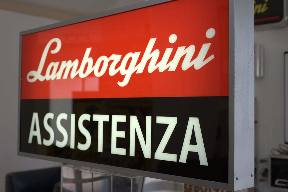 2000s Lamborghini dealership illuminated – Formula 1 Memorabilia