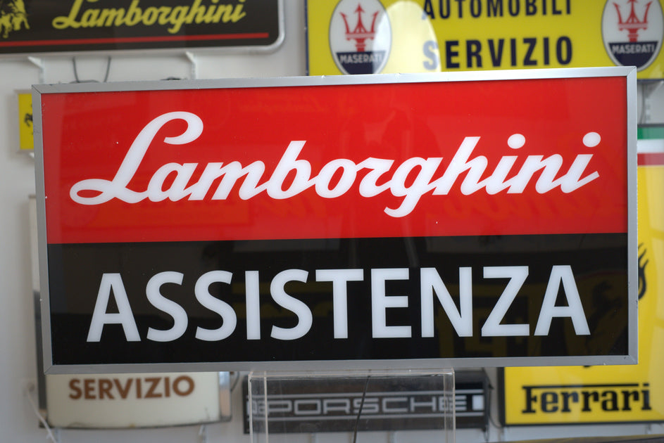2000s Lamborghini dealership illuminated – Formula 1 Memorabilia
