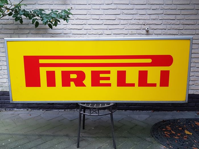 1980s Pirelli official illuminated sign – Formula 1 Memorabilia