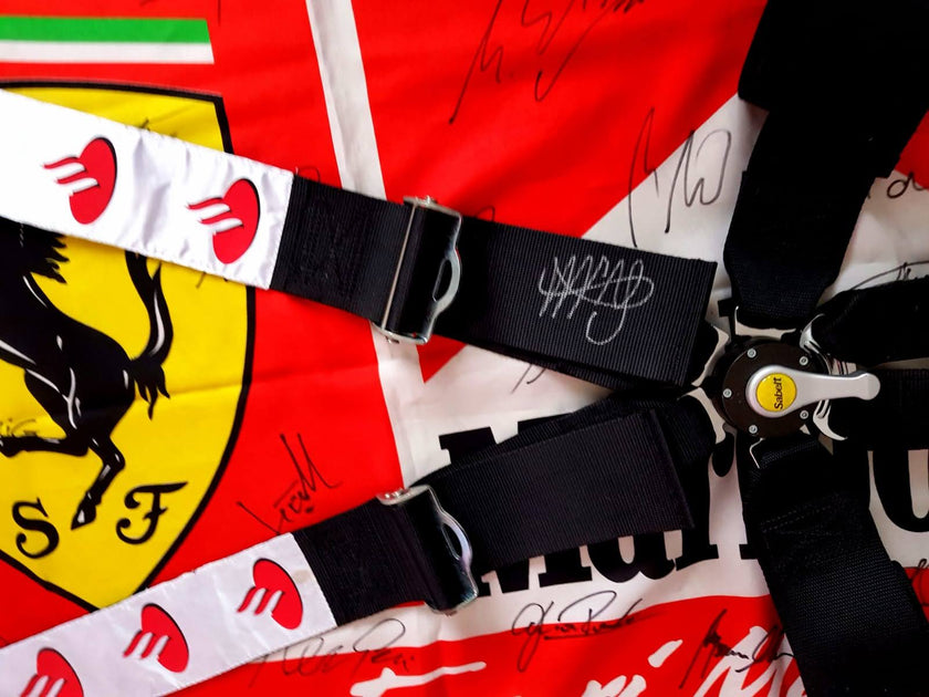2015 Sebastian Vettel Sabelt belts signed – Formula 1 Memorabilia