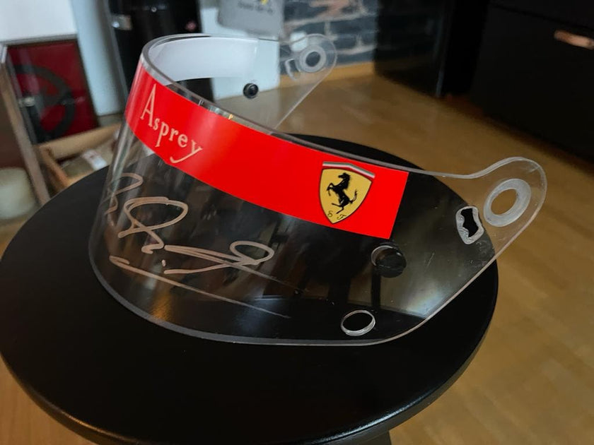 1996 Michael Schumacher Bell Ferrari visor signed – Formula 1 Memorabilia