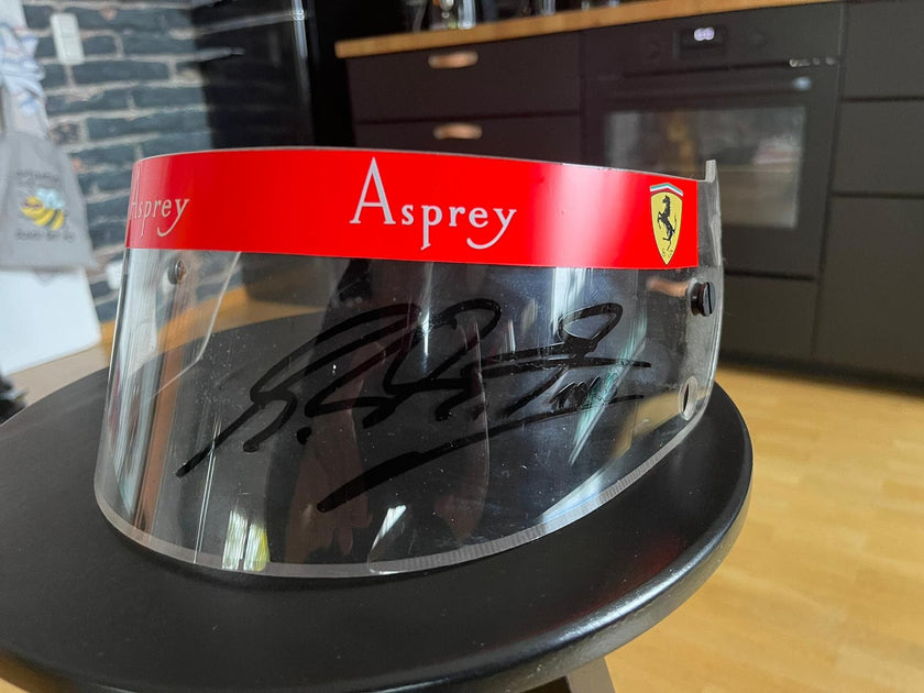1996 Michael Schumacher Bell Ferrari visor signed – Formula 1 Memorabilia