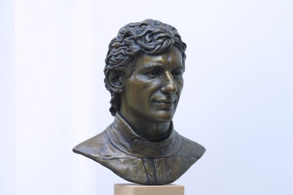 Ayrton Senna bronze by Alison Bell 1/1 – Formula 1 Memorabilia
